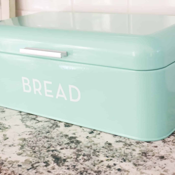 My Favorite Aqua Kitchen Decor - One Happy Housewife