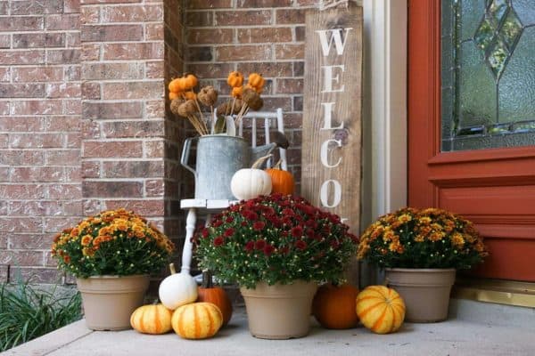 Simple Fall Porch Decor - One Happy Housewife