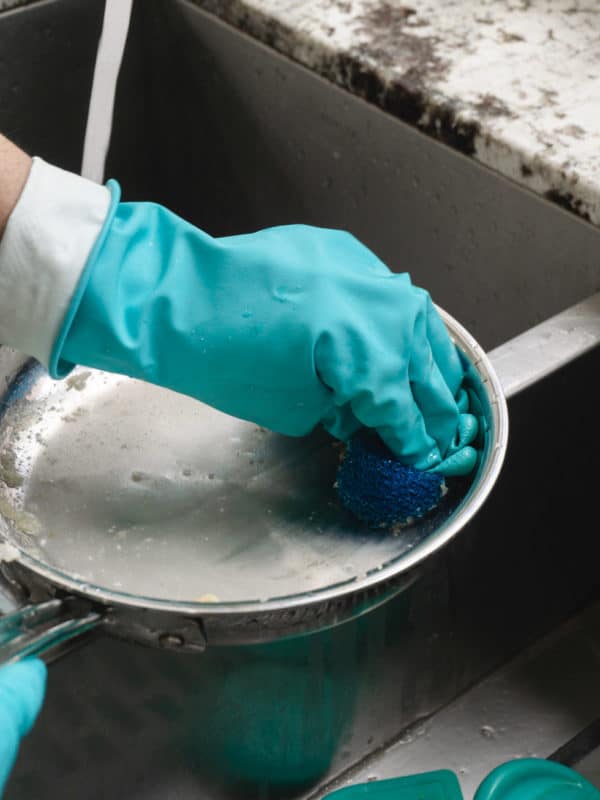 6 Tips to Make Washing Dishes Easier - One Happy Housewife