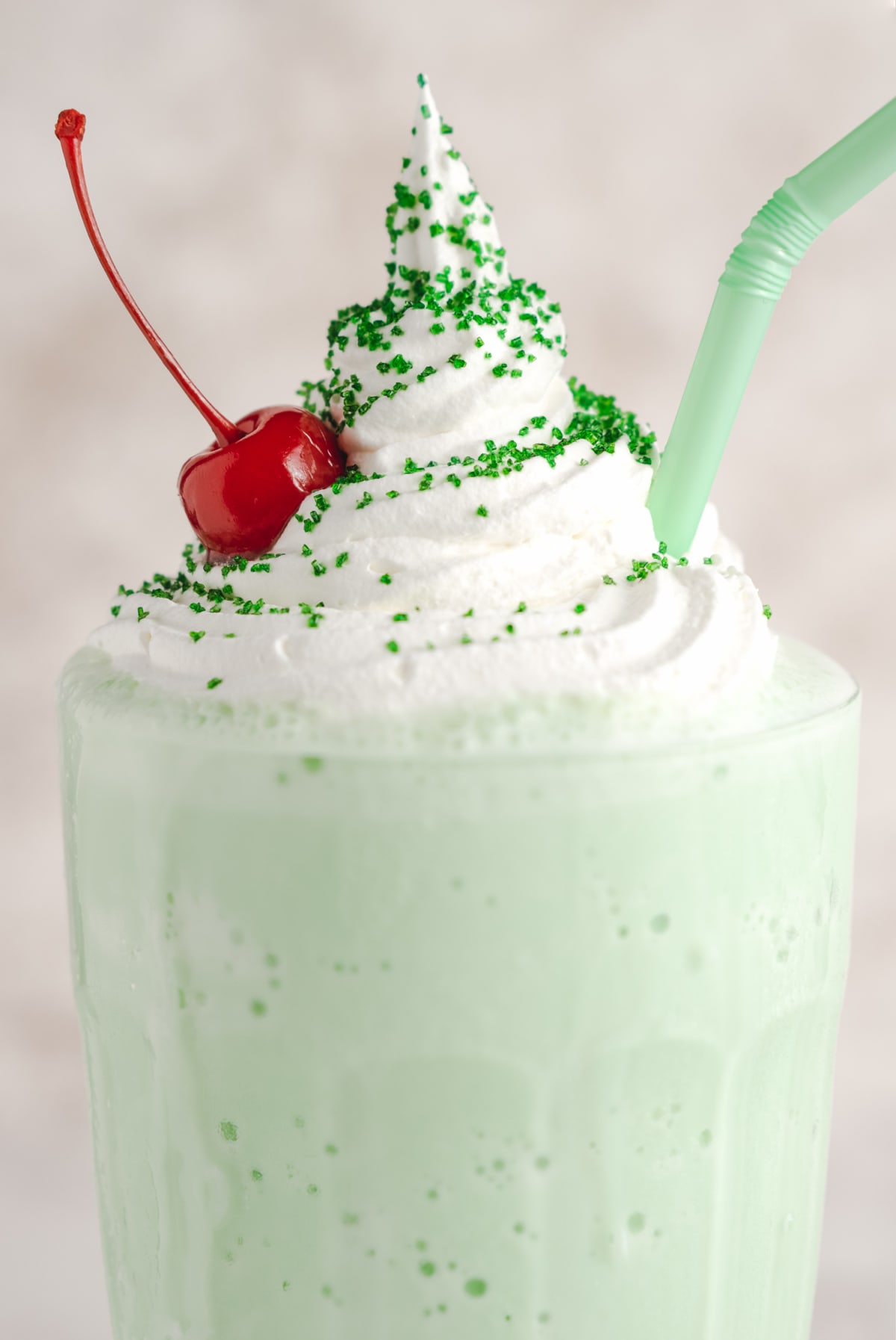 Shamrock Shake - One Happy Housewife