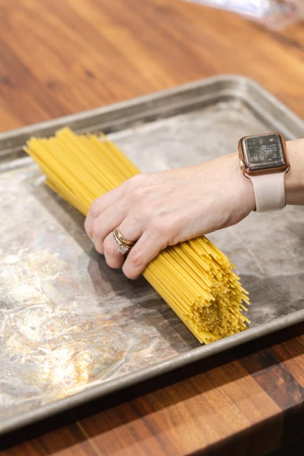 Spicy Spaghetti Aglio e Olio with Trader Joe's Chili Onion Crunch - One ...